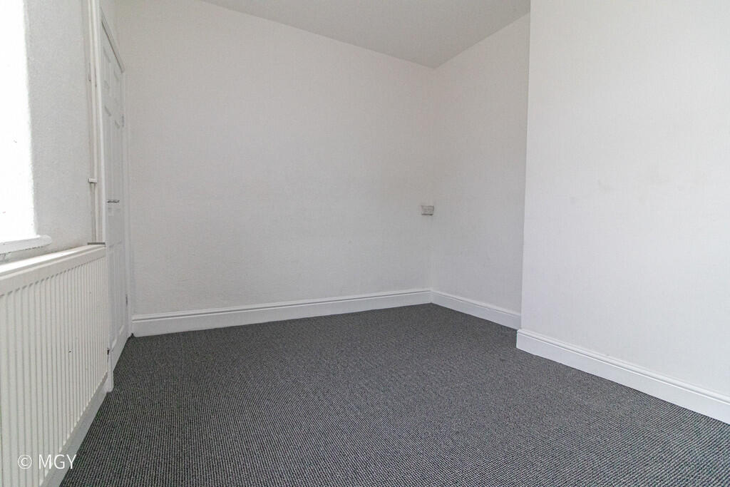4 Bedroom End Terraced House On Gilbert Street, Barry - To Let - MGY